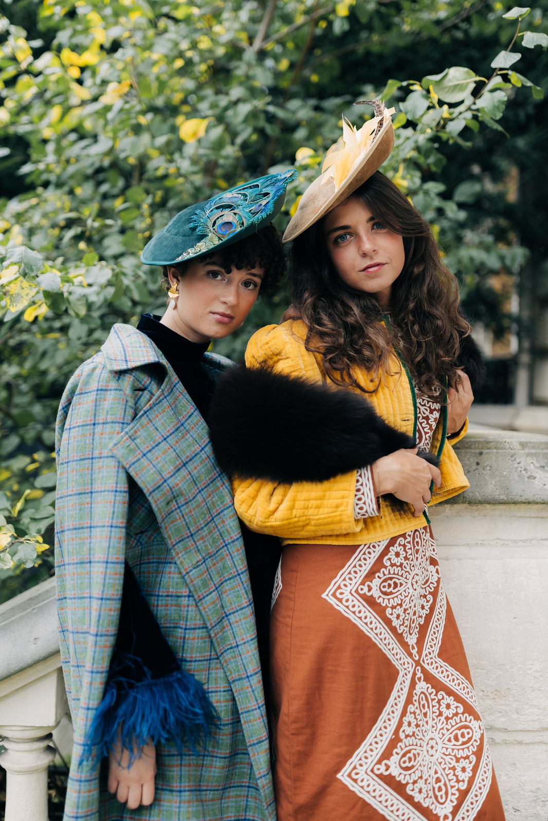 Mucha, Belle Époque – Rinceaux & Palmettes - Accessoires et bijoux ...